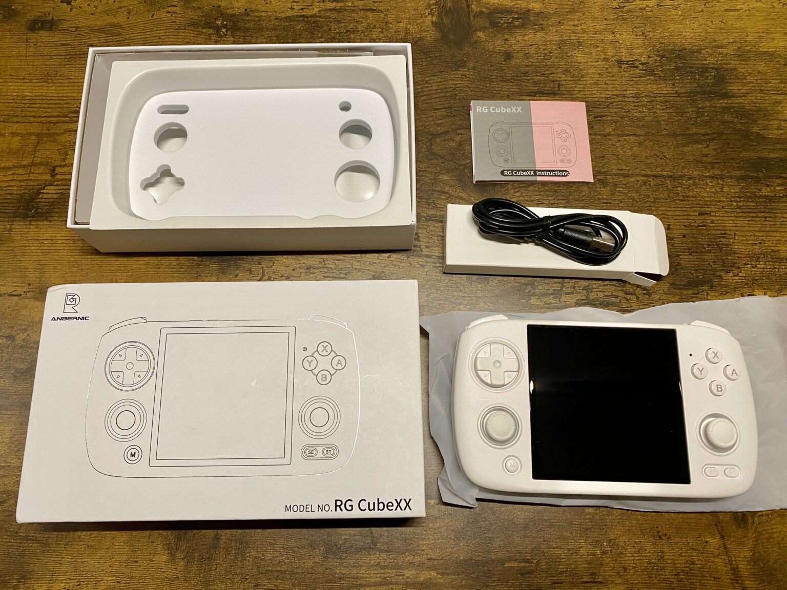 大きな正方形画面に圧倒的なグリップ感『RGCubeXX』をレビュー！｜えいどりのあれこれブログ